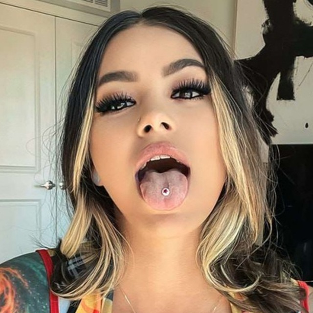 Telegram group "Mega drops Onlyfans😈" — @megadropsonlyfans statistics — TGStat